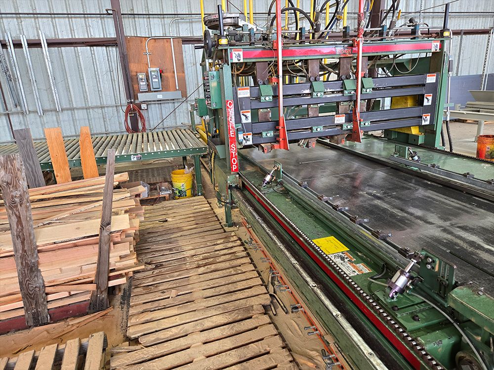 2017 Champion 304A Classic - Used Equipment Listings - Pallet Machinery ...